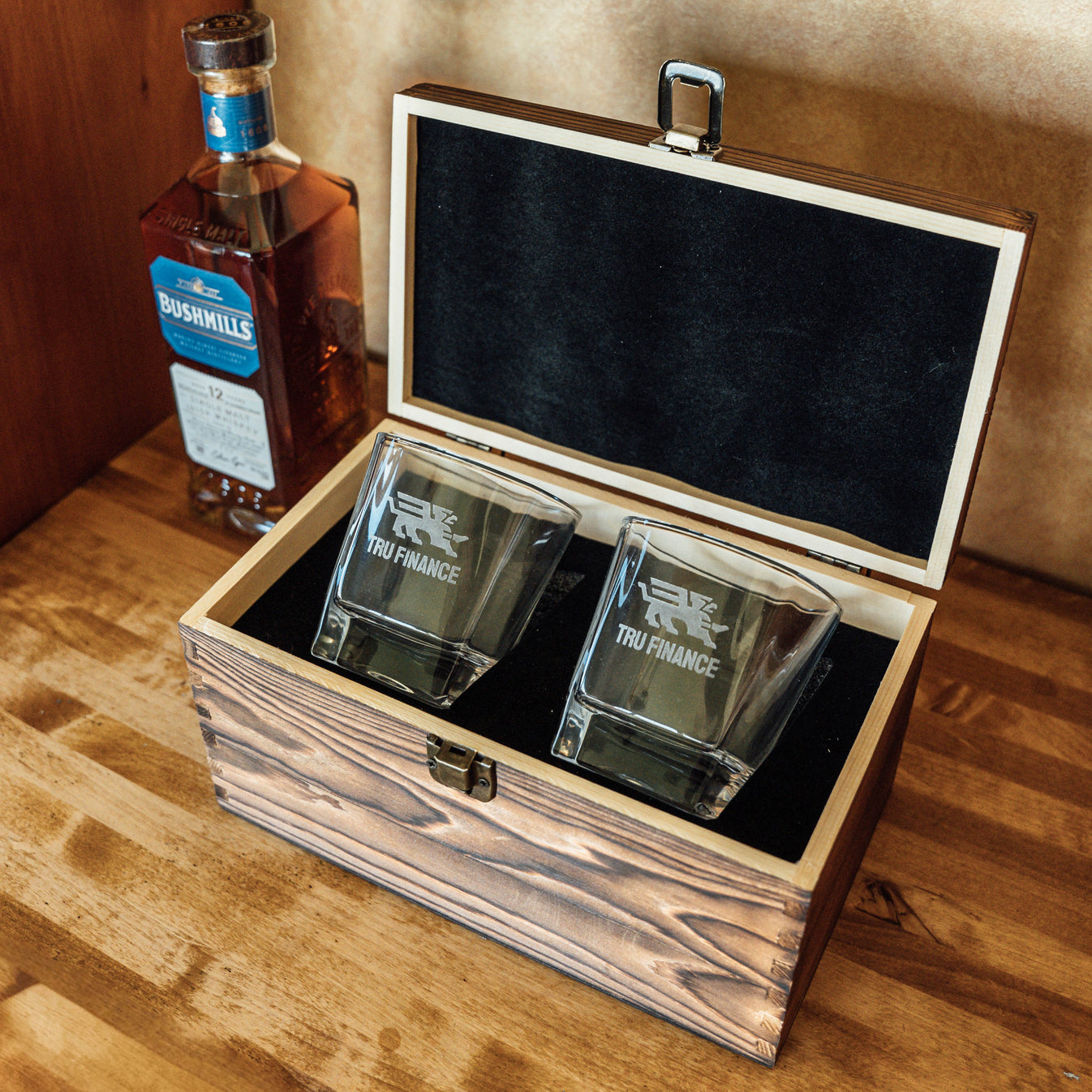Aviara Whiskey Glasses - Box Set – swankypromo.com